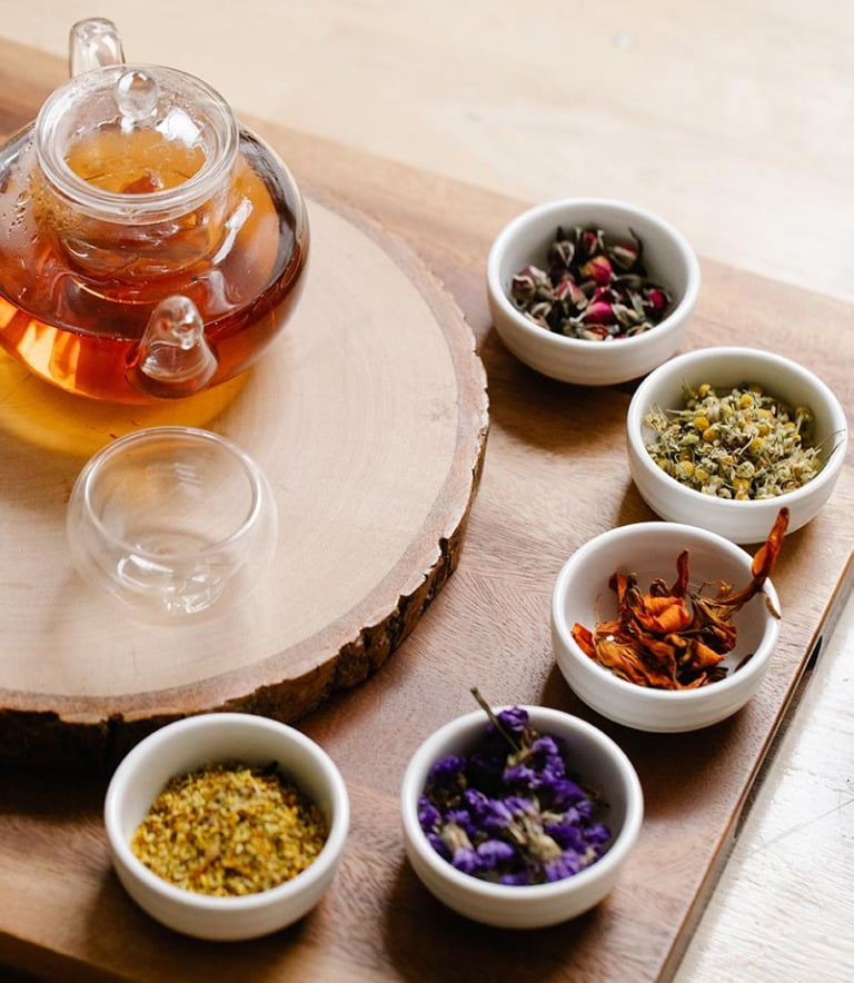 How To Clean A Teapot- A Step By Step Guide - Organically Blissful