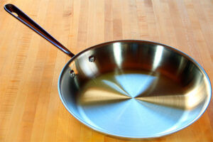 A Comprehensive Guide To Different Types of Pans - Organically Blissful
